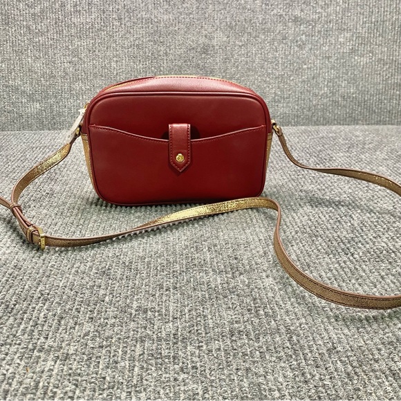 G.I.L.I. | Bags | Gili Got It Love It Red Leather Crossbody Bag | Poshmark